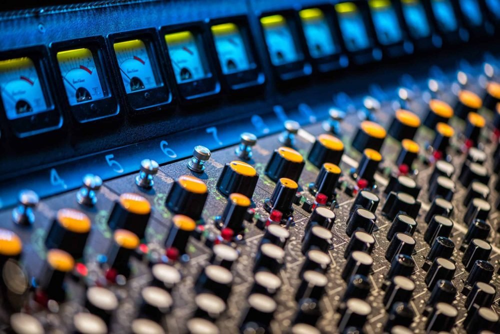 ZR24-64 Channel Console – Sound Techniques
